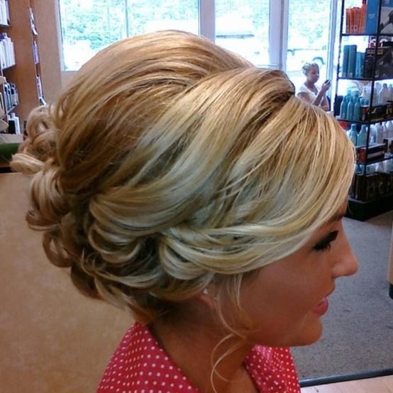 Beautiful Hair Pinned In Curl-Up Style Pictures, Photos, and Images for ...
