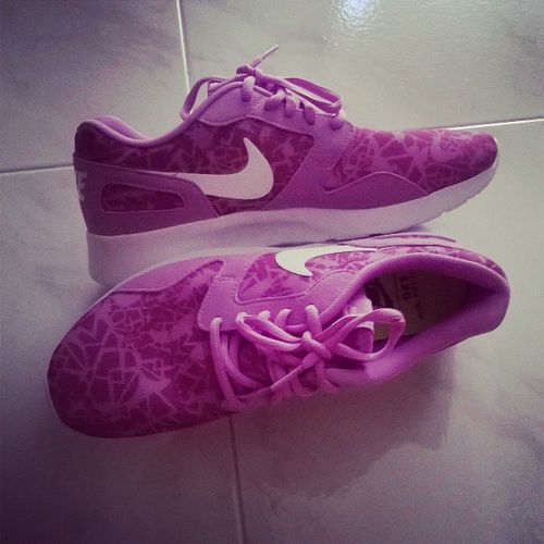Patterned Nike Running Shoes Pictures, Photos, and Images for Facebook ...