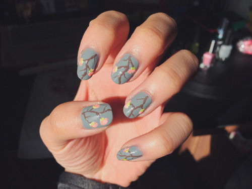 Grey Flower Nail Art Pictures, Photos, and Images for Facebook, Tumblr ...