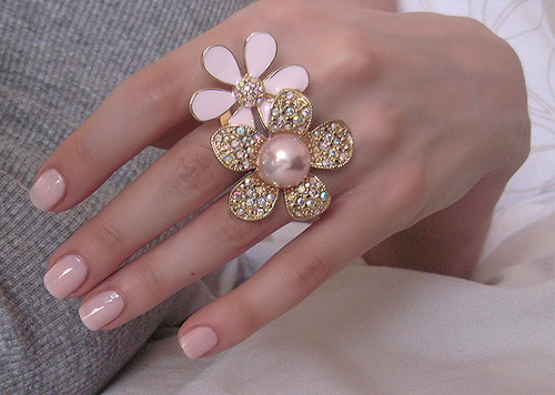 Pretty Pink Daisy Rings Pictures, Photos, and Images for Facebook ...