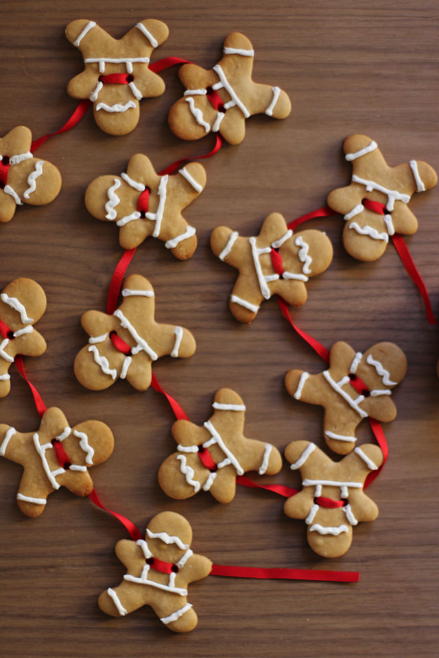 Gingerbread Men Garland Pictures, Photos, and Images for Facebook ...