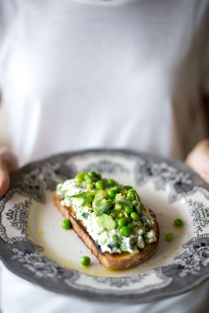 Green Spring Toast Slowing Down Pictures, Photos, and Images for ...