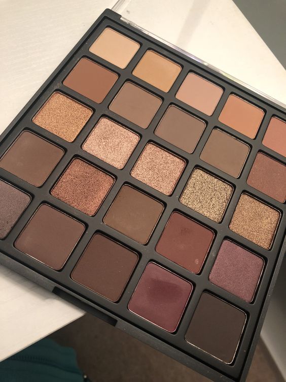 Large Eyeshadow Palette Pictures, Photos, and Images for Facebook ...