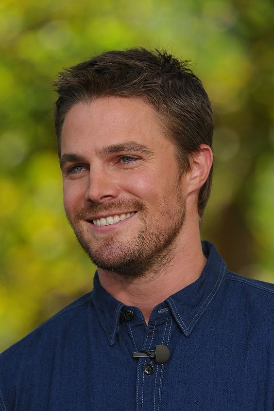 Stephen Amell Pictures, Photos, and Images for Facebook, Tumblr ...