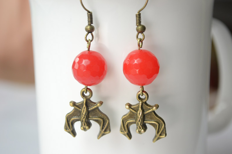 Making Bat Earrings Pictures, Photos, and Images for Facebook, Tumblr ...