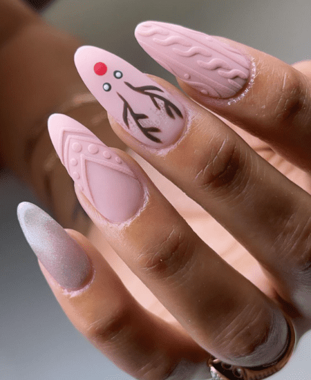 Pink Reindeer Cable Knitted Nails Pictures, Photos, and Images for ...