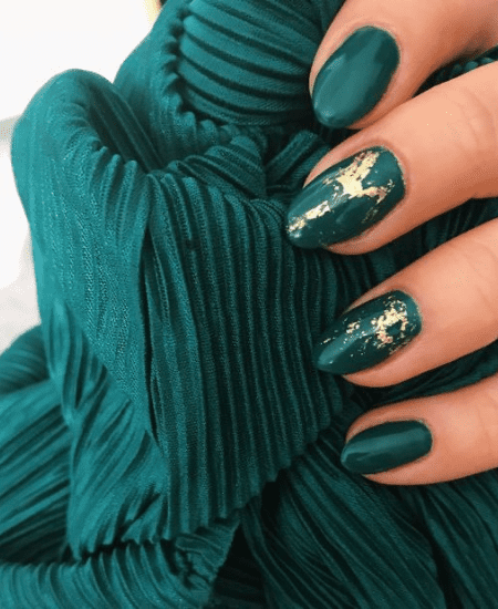 Gold Flake Green Nails Pictures, Photos, and Images for Facebook, Tumblr, Pinterest, and Twitter