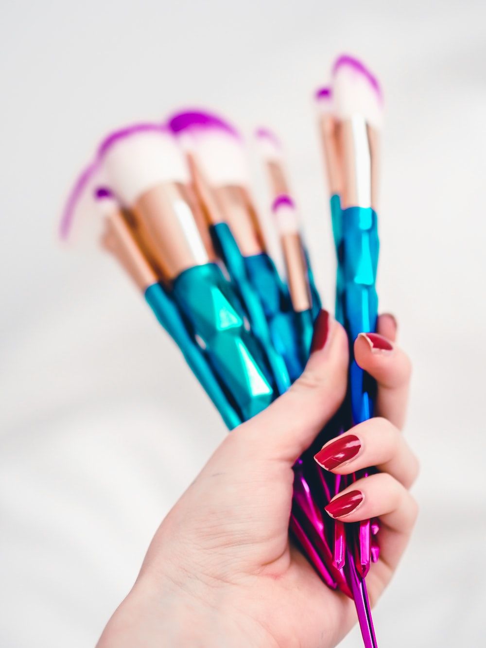 Hand Of Makeup Brushes Pictures, Photos, and Images for Facebook ...