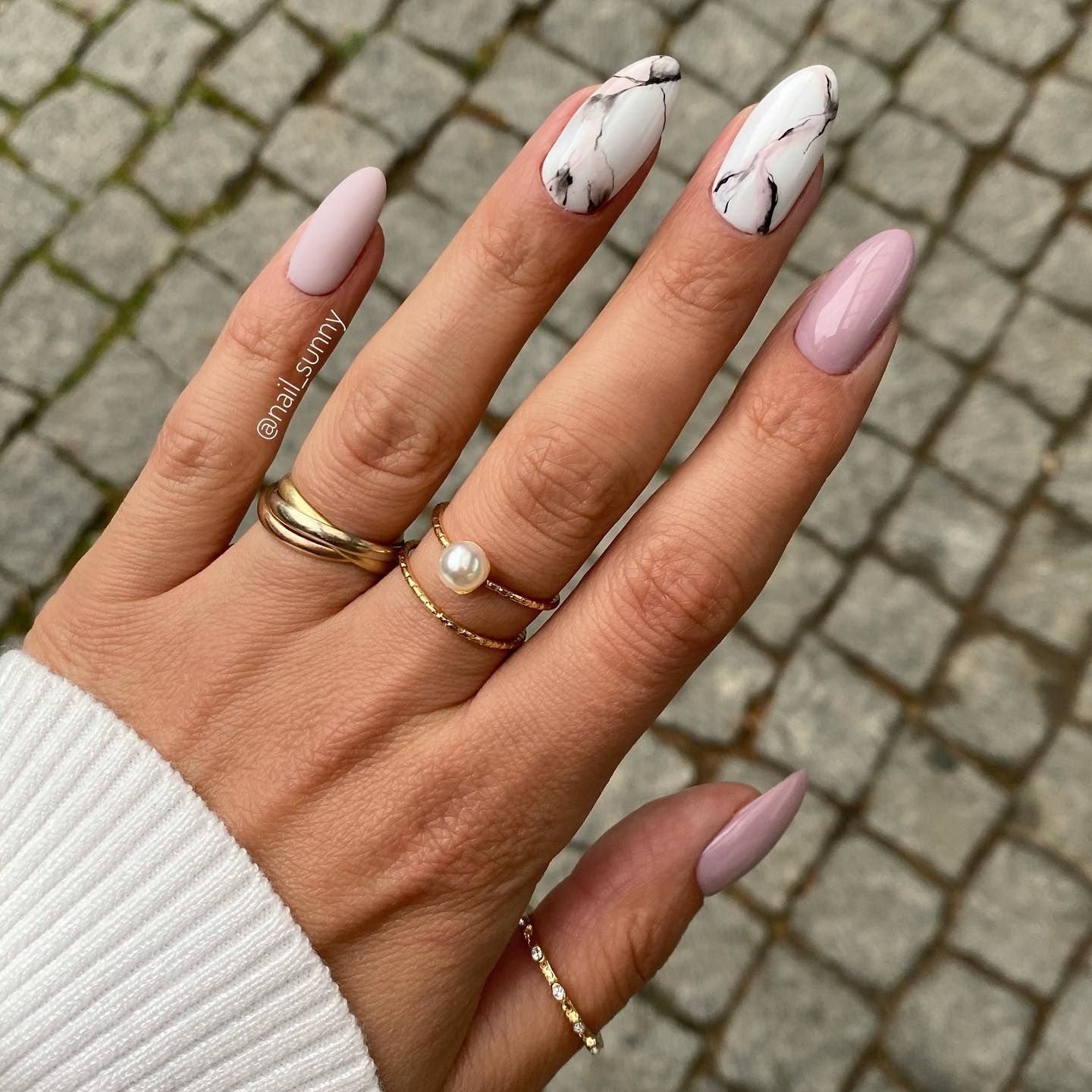 White And Pink Marble Spring Nails Pictures, Photos, and Images for ...