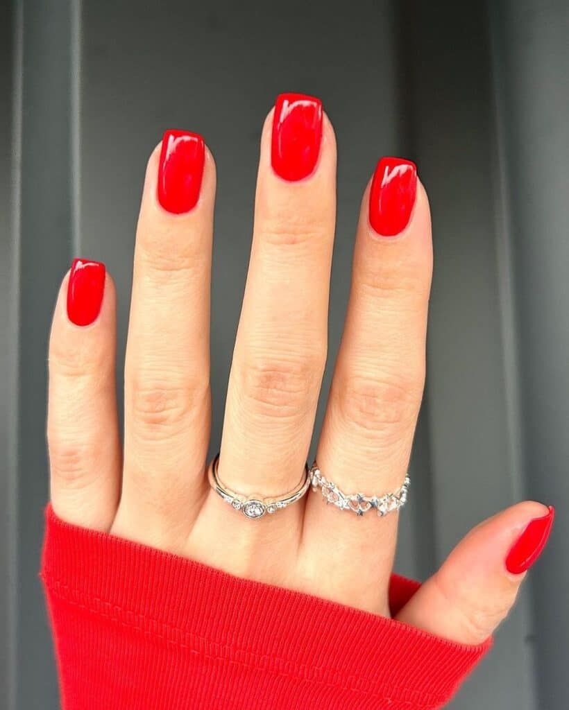 Classic Glossy Red Nails Pictures, Photos, and Images for Facebook ...