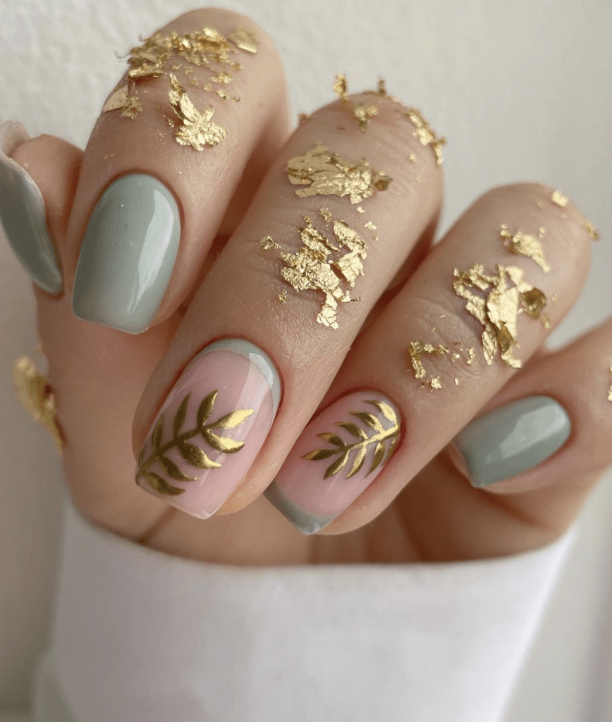 Gold Leaf Flake Nails Pictures, Photos, and Images for Facebook, Tumblr, Pinterest, and Twitter
