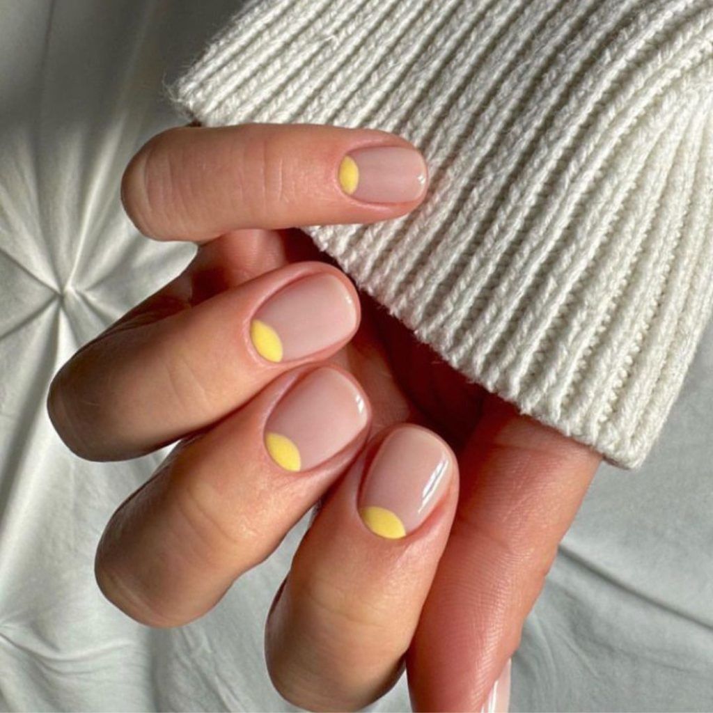 Mini Lemon Reverse French Tip Nails Pictures, Photos, and Images for ...