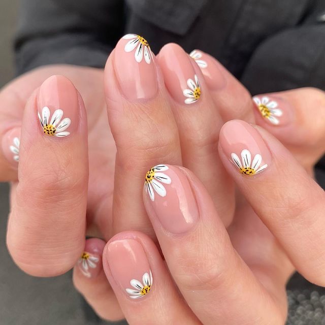 Daisy Art Nails Pictures, Photos, and Images for Facebook, Tumblr ...
