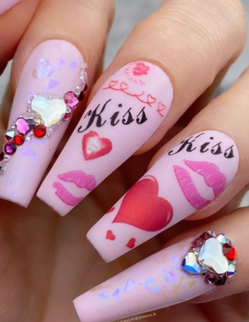 Long Kiss & Lip Nail Design Pictures, Photos, and Images for Facebook ...