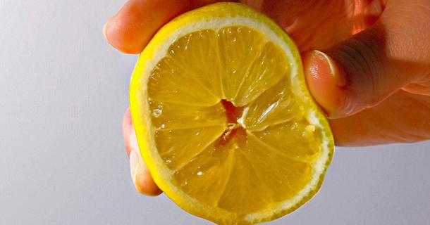 7 Brilliant Uses For Lemon All Women Should Know About