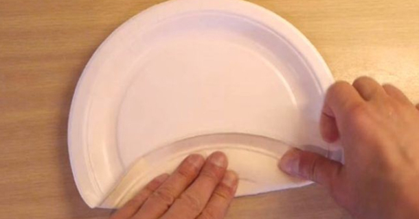 Easy Way To Turn A Simple Paper Plate Into A Takeout Container (DIY)