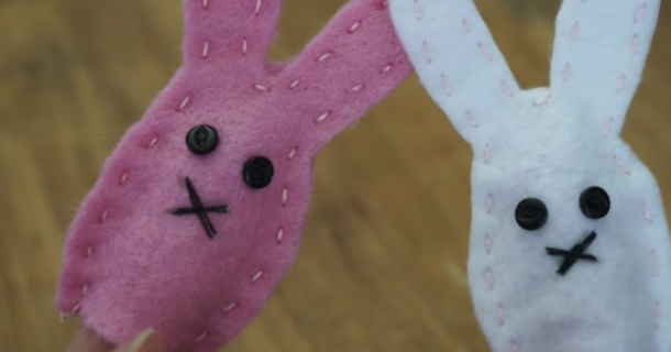DIY Easter Bunny Finger Puppet Craft Tutorial