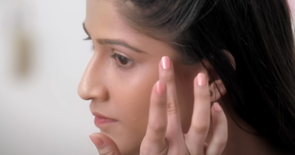 Makeup DIY: How To Apply Foundation For Beginners