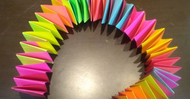 How To Make A Paper Slinky Craft For Spring