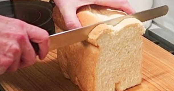 The Simpliest Way To Make Sandwich Bread Using A Bread Machine (So Easy!)