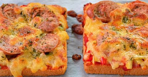 How To Make This Easy & Delicious Pizza Toast