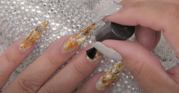 How To Create This Acrylic Inlay With Shell Flakes & Chrome Flakes