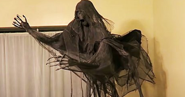 DIY Halloween Life-Size Dementor Decor From Harry Potter
