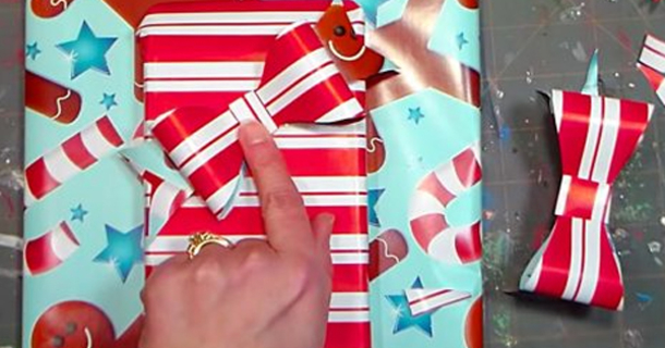 How To Make A DIY Bow Using Wrapping Paper