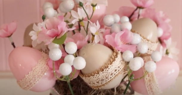 Precious DIY Easter Egg Bouquet Idea