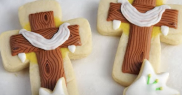 DIY Easter Cross Cookies Decor