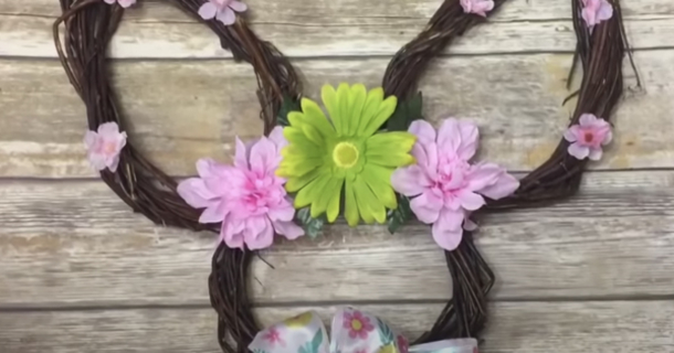 DIY Cute Grapevine Easter Bunny Wreath
