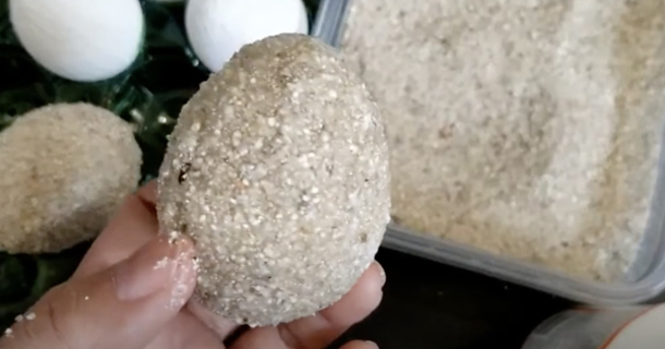 DIY Sand Covered Eggs Tutorial