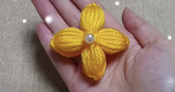 Super Easy Wool Flower DIY Project
