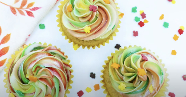 DIY Fall Foliage Maple Cupcake Recipe