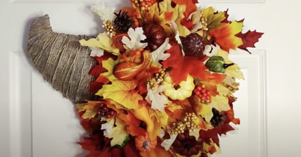 Thanksgiving / Fall Wreath Cornucopia DIY Idea