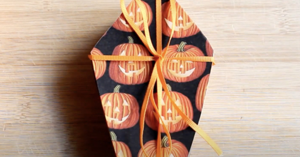 How To Make A Halloween Treat Box