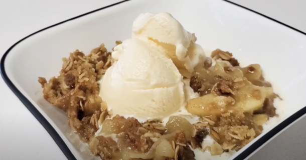 The Perfect Easy Apple Crisp Recipe
