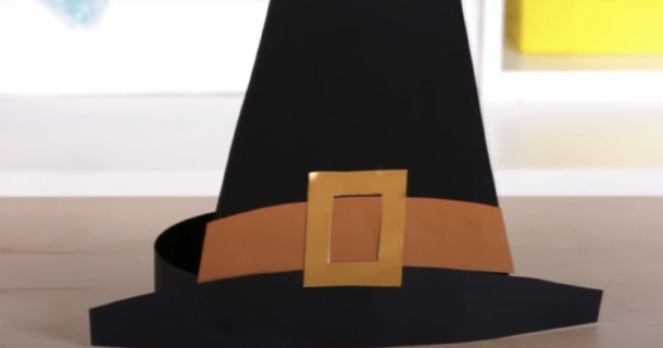 Kids' Craft Pilgrim Hat For Thanksgiving