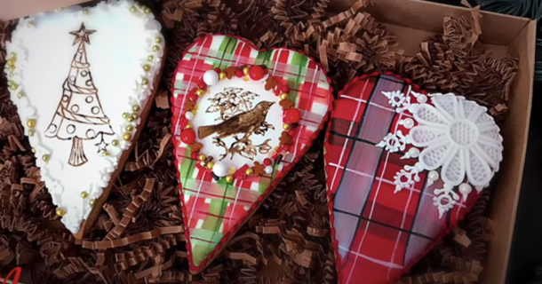 Heart Shape Christmas Cookie Recipe With Decorating Method