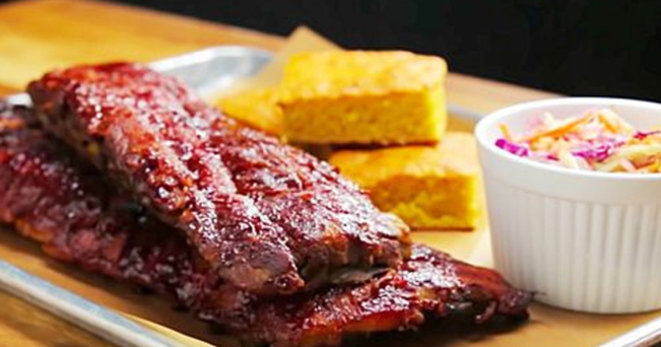 One Of The Easiest Ways To Make A Rack Of Delicious BBQ Ribs!