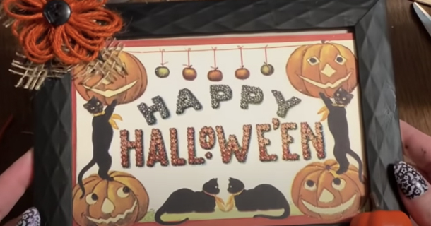 Beautiful Halloween Frame Decor DIY Craft