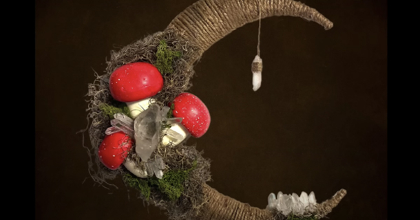 DIY Frame Crescent Moon Wreath Tutorial