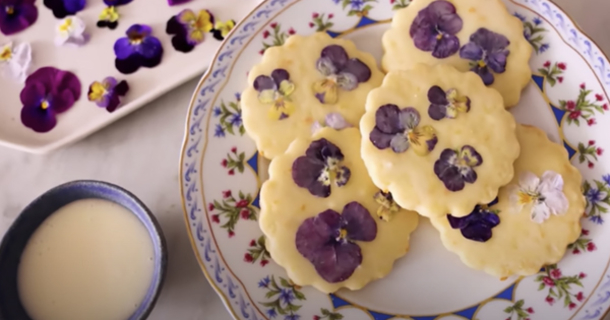 DIY Pressed Flower Shortbread Cookies Recipe