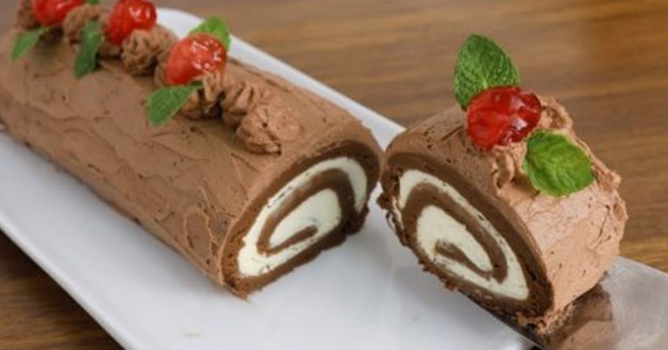 10-Minute Christmas Log Dessert Idea