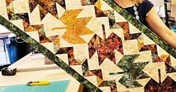 Perfect Fall Leaf Quilted Table Runner Tutorial