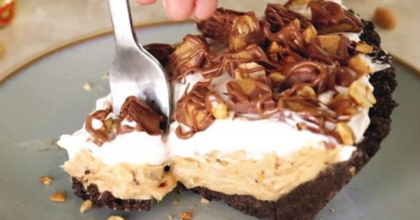 Sweet Reese’s Peanut Butter Pie Recipe You Have To Try
