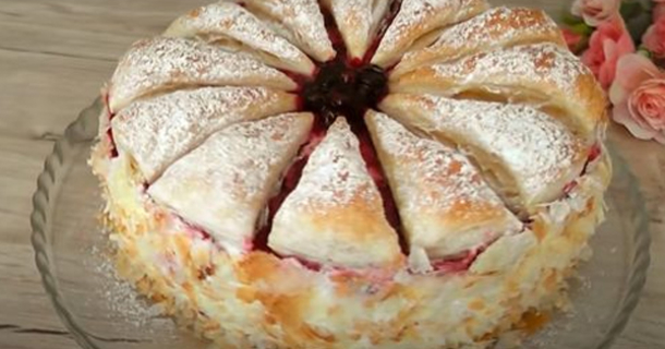 How To Make A Mouth Watering Puff Cake For Christmas