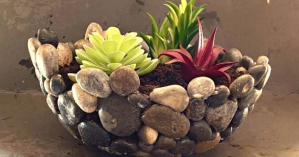 Perfect Garden DIY Pebble Pot Tutorial
