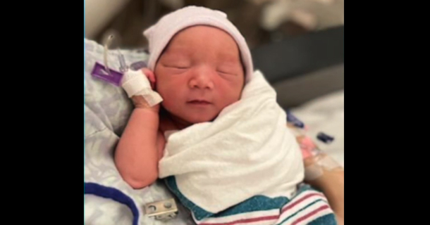 Flight attendant went above and beyond the call of duty to assist ...