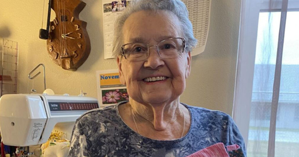 Elderly woman makes over 100 handmade quilts for those in need